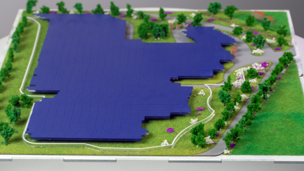 Solar power plant model - Green Energy Models